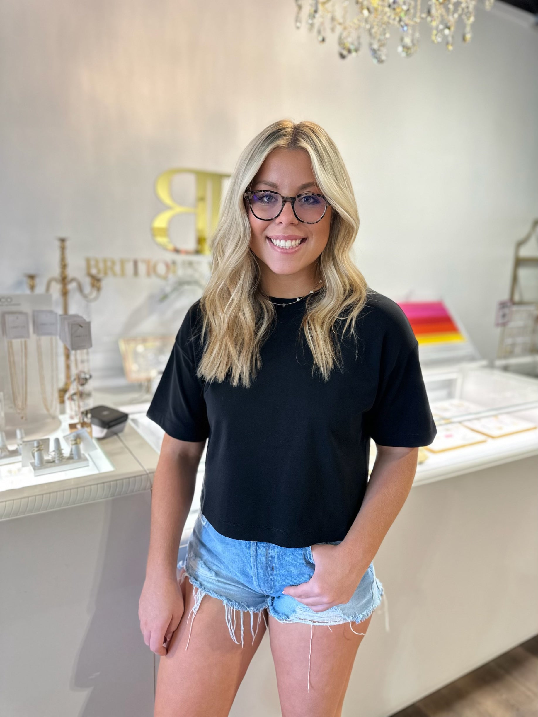 BASICS – Britique Boutique